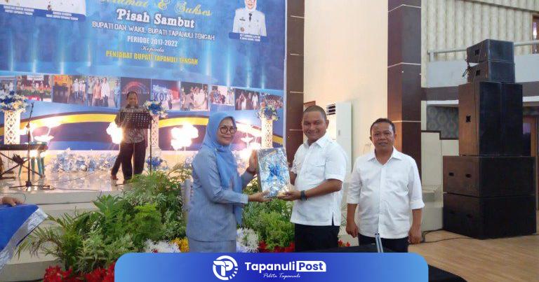BREAKING NEWS: Acara Pisah Sambut Bupati Tapteng Kepada Pj Bupati ...